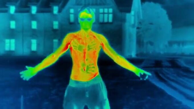 Thermal Imaging Reveals How Fast a Shirtless Person Loses Body Heat in ...