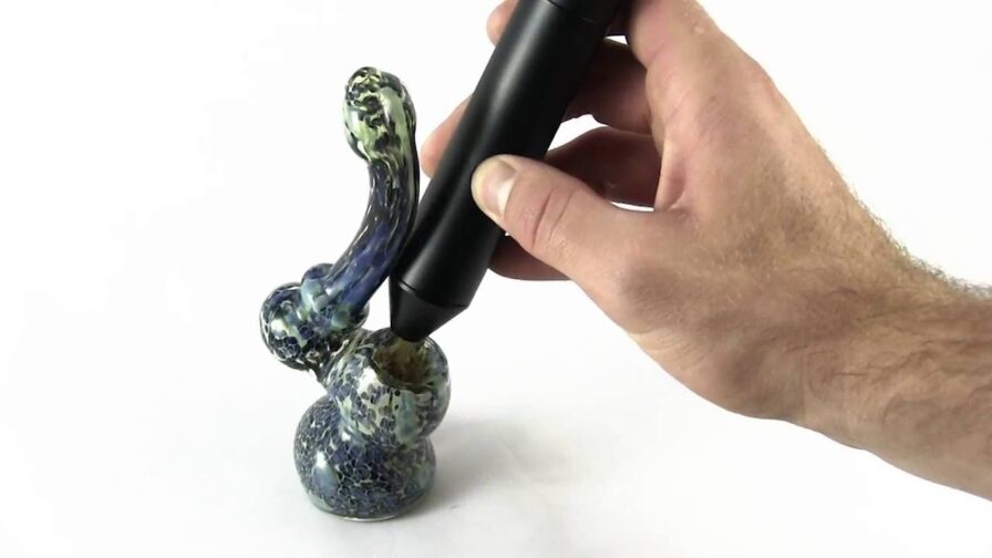 This Herb-Grinding, Weed-Dispensing Pen Is Perfect for Lazy Stoners
