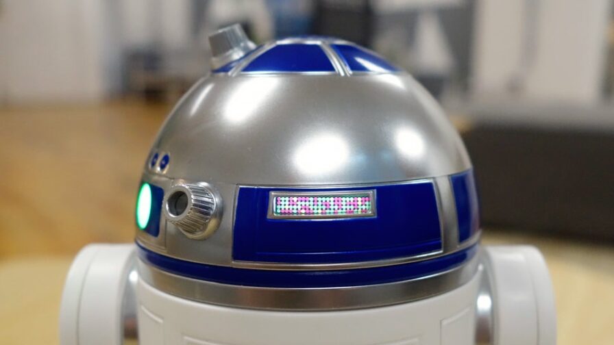 This Is the R2-D2 Robot Toy I've Dreamed About Since I Was a Kid