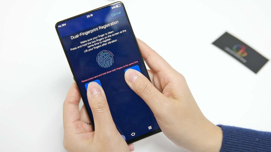 This Wild Concept Phone's Got All the Sweet Gimmicks the Rest Should Have