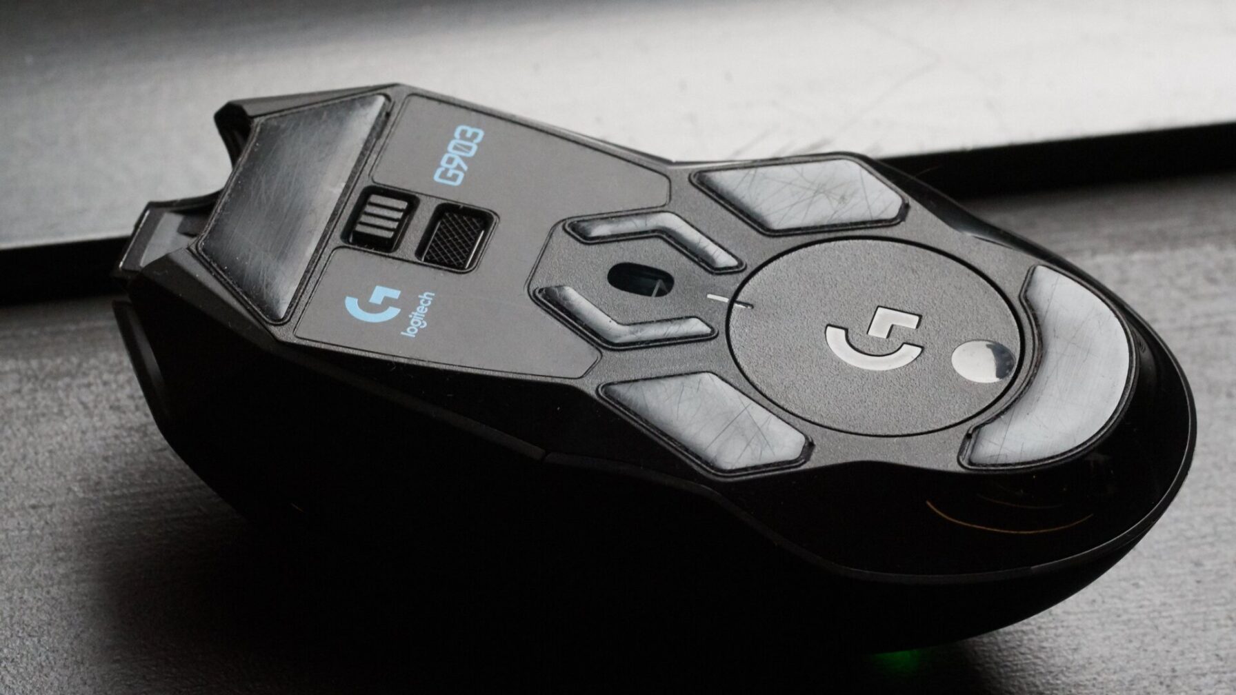 I Can't Figure Out Who This Luxurious Wireless Mouse System Is for