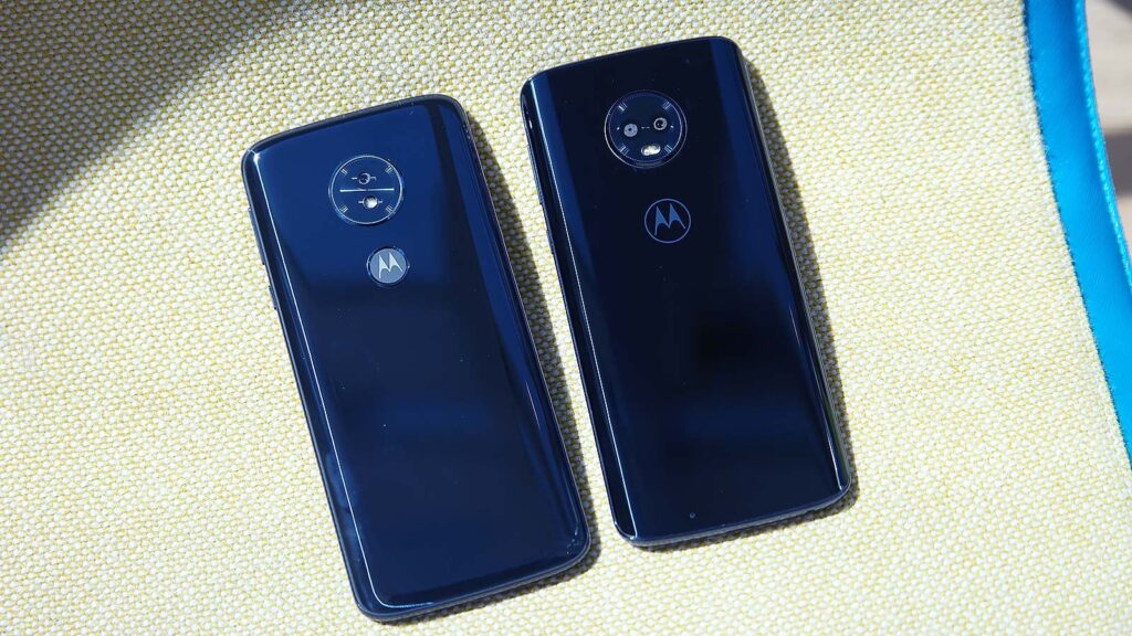 Moto's Great Cheap Phones Are Back, Now With a Face ID Knockoff