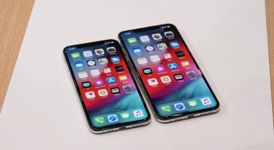 Apple's Super Big (and Pricey) iPhone Is 'Significantly' Outselling the ...