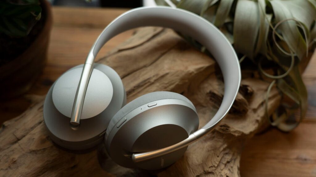 Bose's Latest Headphones Tackle a New Frontier of Noise Canceling, But ...