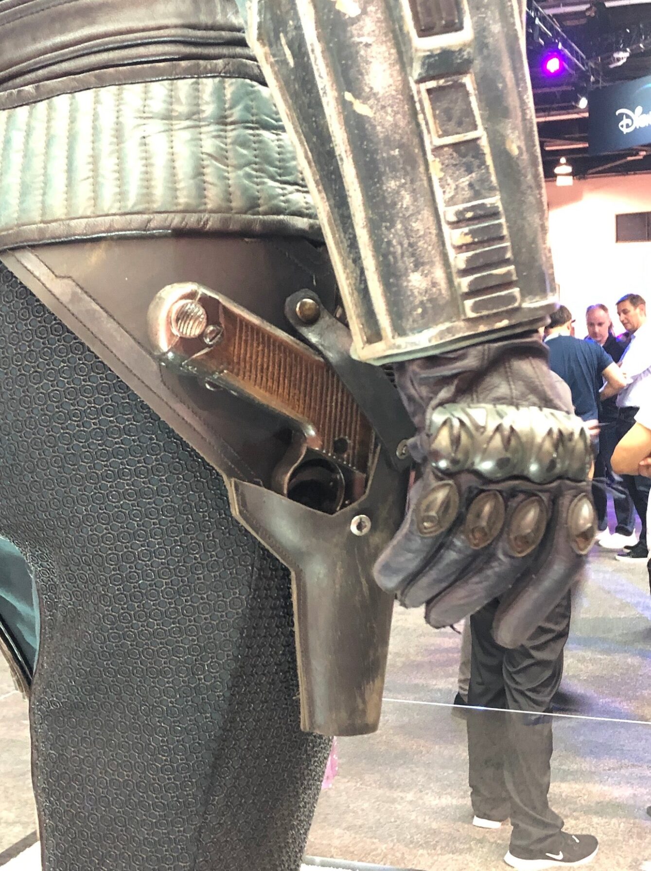 Up Close and Personal With the Armor and Weapons of The Mandalorian's ...