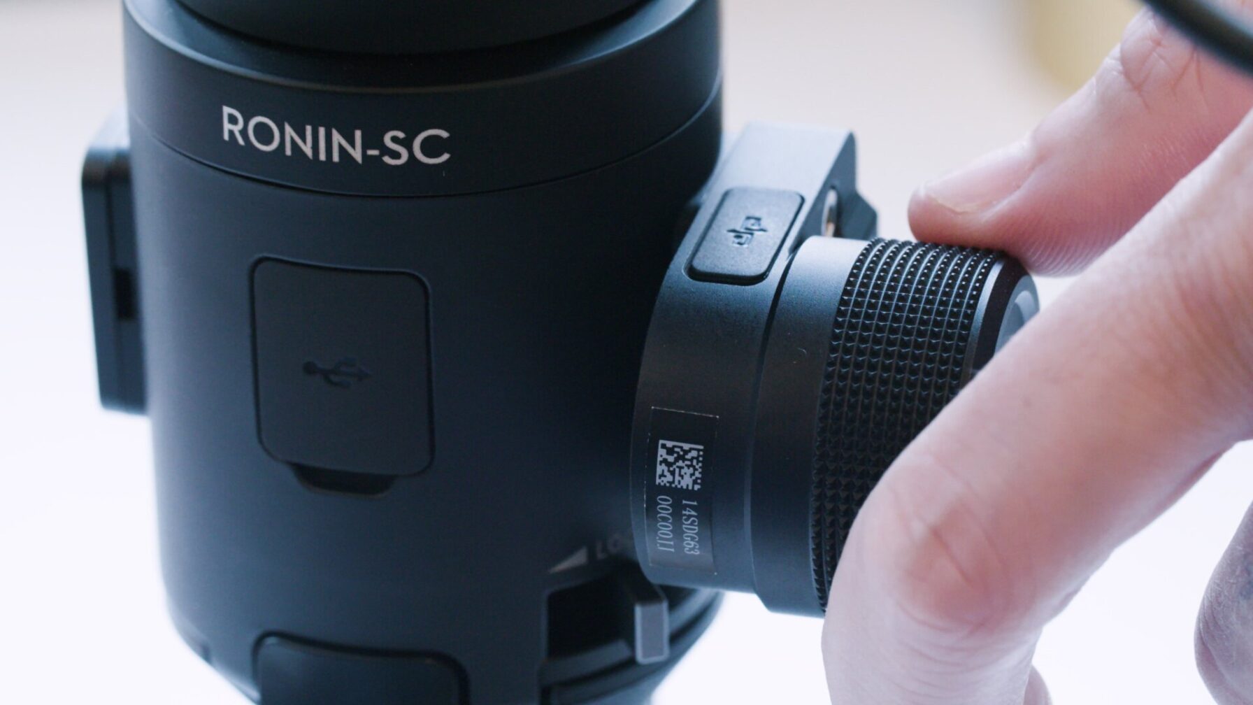 DJI's New Ronin Is a Remarkably Cheap Way to Shoot Like a Pro
