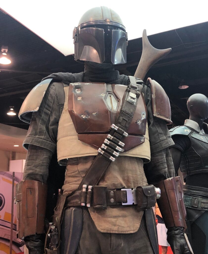 Up Close and Personal With the Armor and Weapons of The Mandalorian's ...