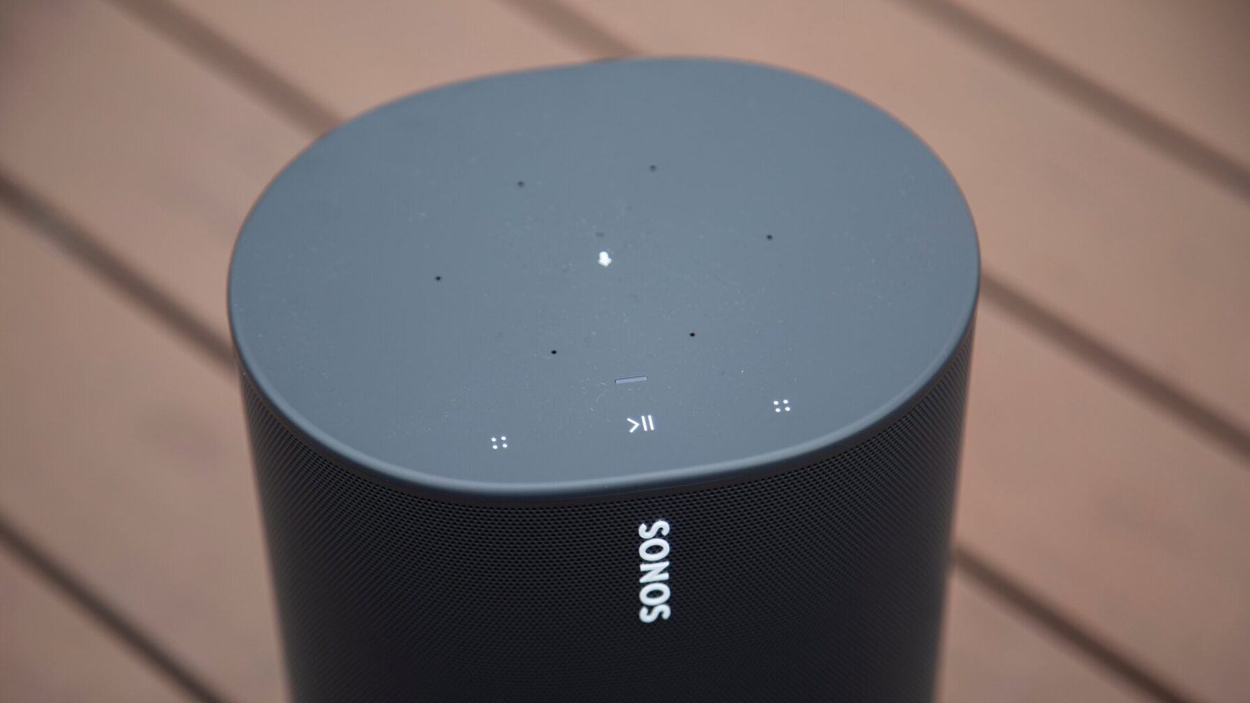 The New Bluetooth Sonos Feels Like a Time Warp