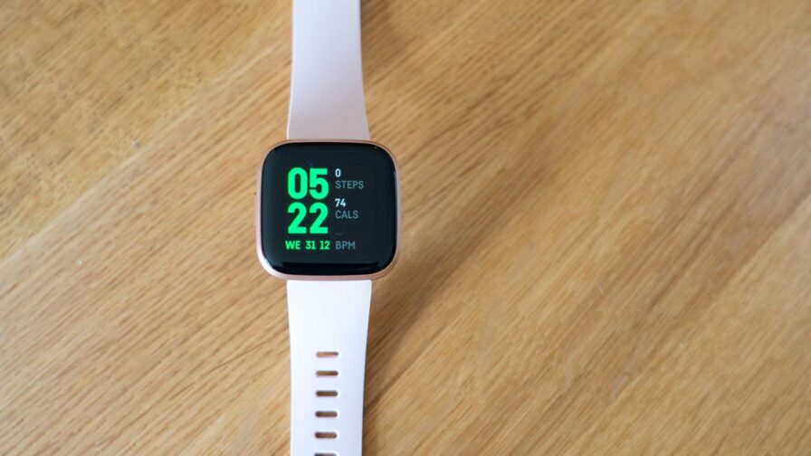 The Fitbit Versa 2 Is a Solid Update That Just Makes Me Want So Much More