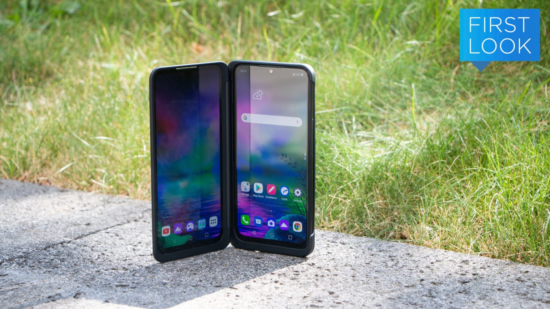 LG's New Dual-Screen Phone Is Like Two Phones in One!