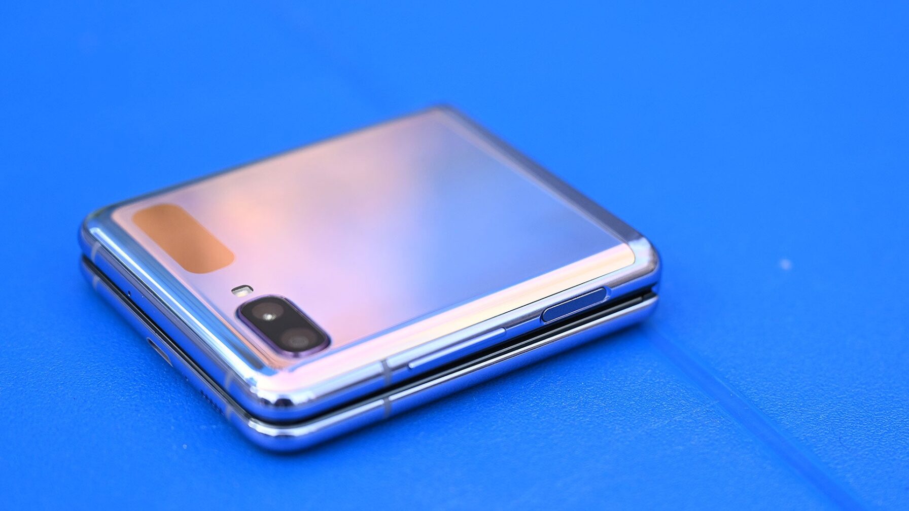 The Samsung Galaxy Z Flip Is the First Foldable Phone Worth Caring About