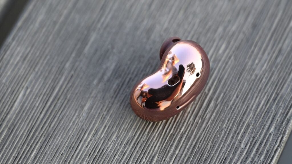 Samsung Galaxy Buds Live Review: The Beans Got Beats