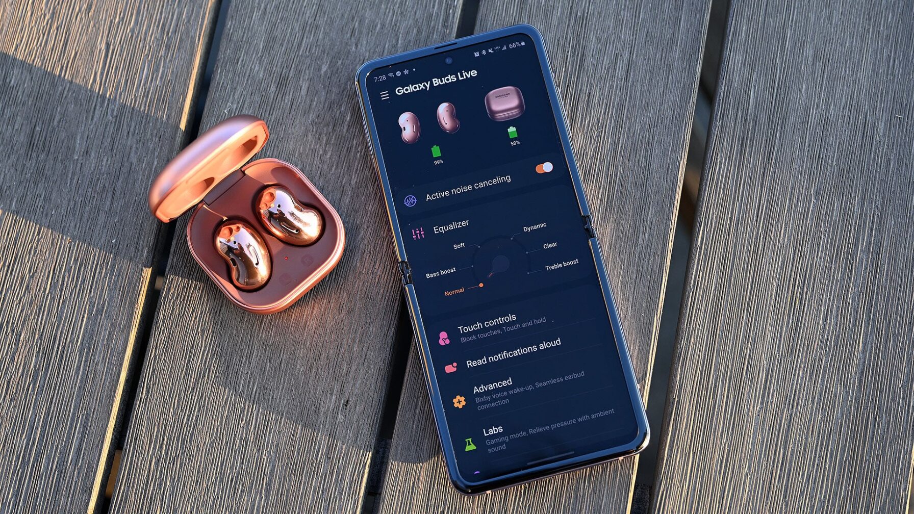 Samsung Galaxy Buds Live Review: The Beans Got Beats