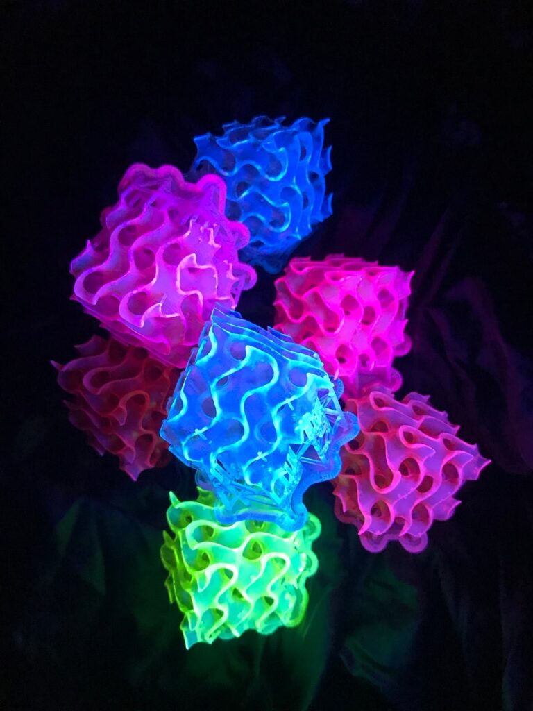 Scientists Create Unbelievably Bright Fluorescent Objects