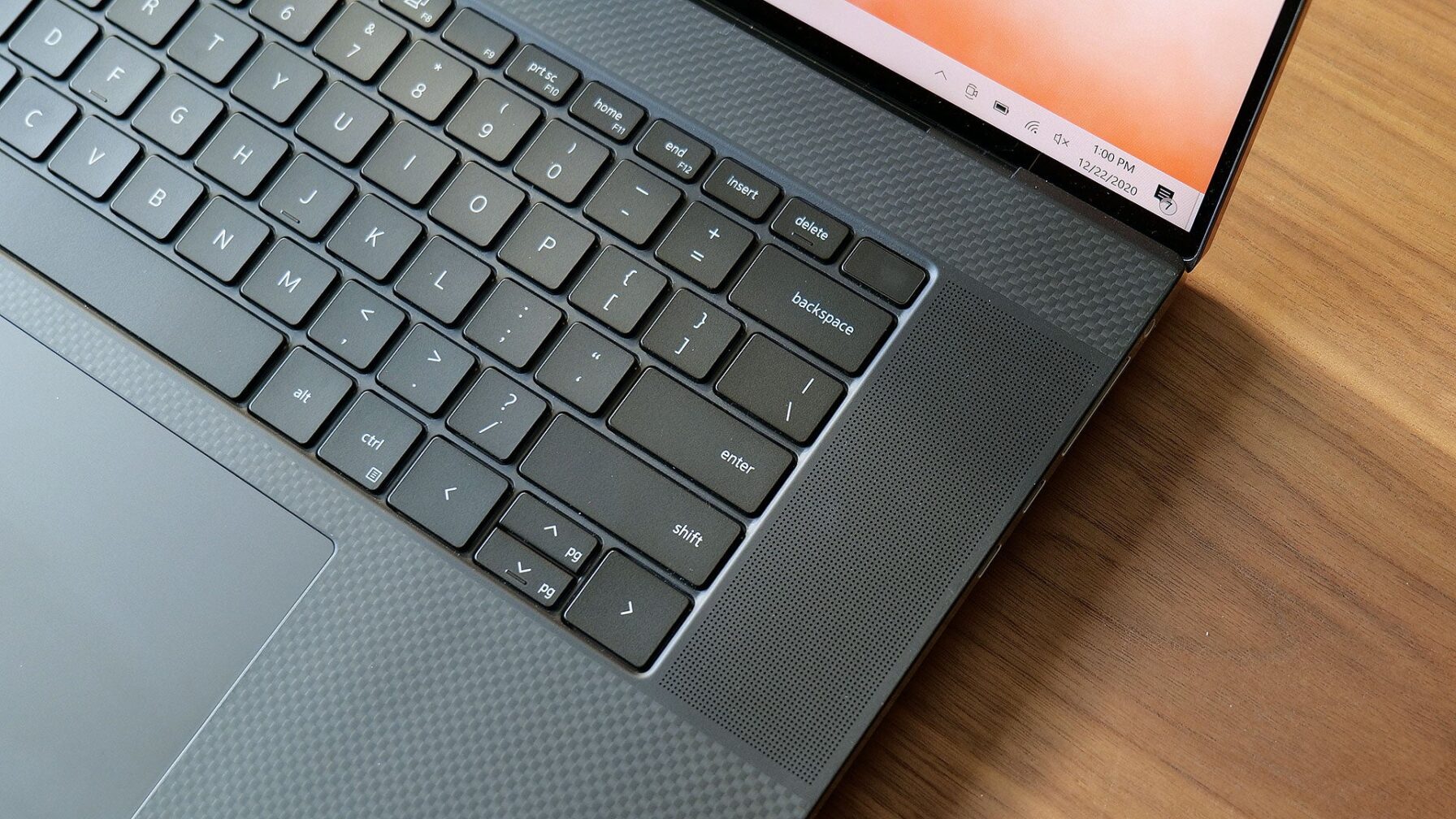 Dell's XPS 17 Proves Big-Screen Laptops Are Back, and They're Awesome