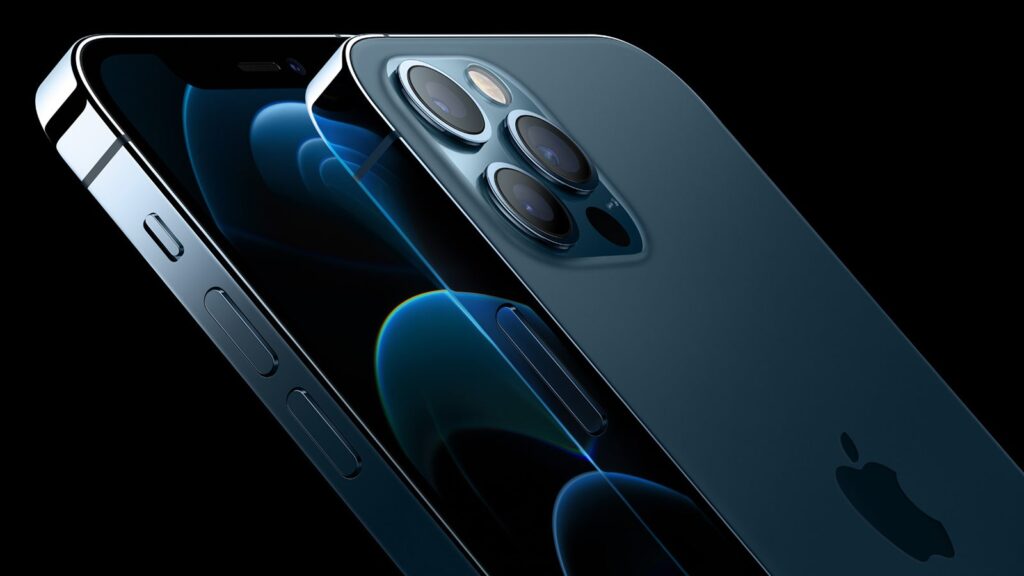 What Apple's ProRAW Format is, and How to Use It on Your iPhone 12 Pro