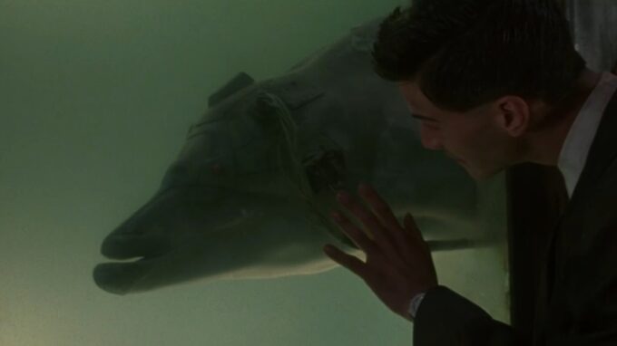 Johnny Mnemonic's Cyber-Dolphin Is Still the Apex of Cyberpunk