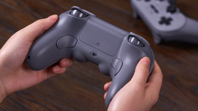 The Best Customizable Controller Can Now Be Programmed on Your Phone