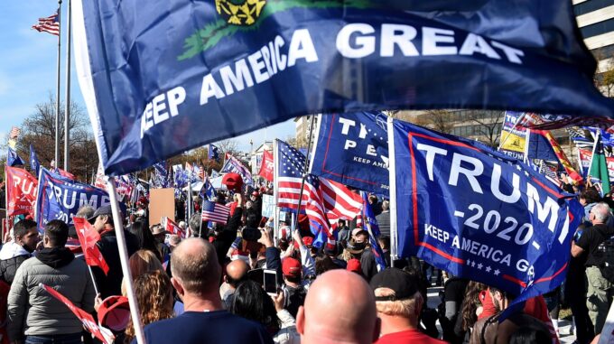 9 Ways MAGA’s Leaders Grifted Their Audience This Year