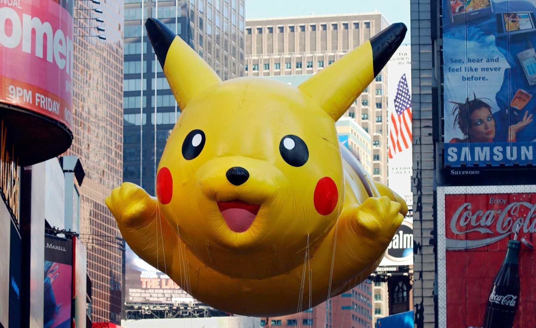 The Helium in Macy's Thanksgiving Day Parade Balloons Could Power Some ...
