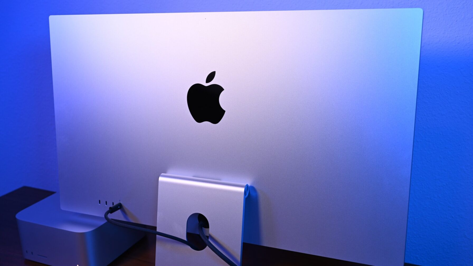 Apple's Studio Display review : A Gorgeous 5K display