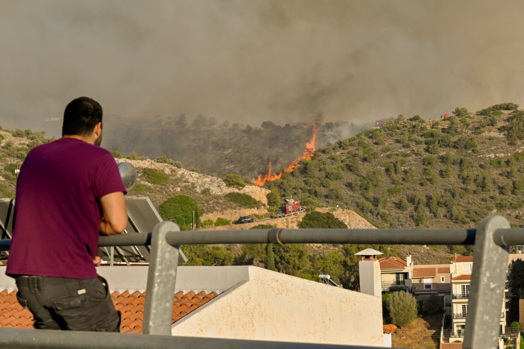 Wildfire Rages Through Suburbs of Athens, Greece
