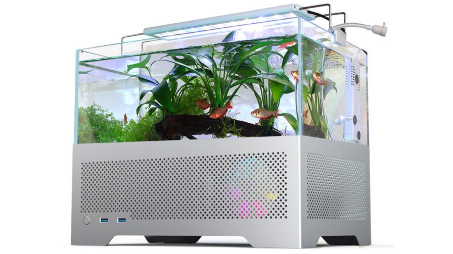Fish Tank PC Case Tops Your Computer With 13.5 Liters of Water