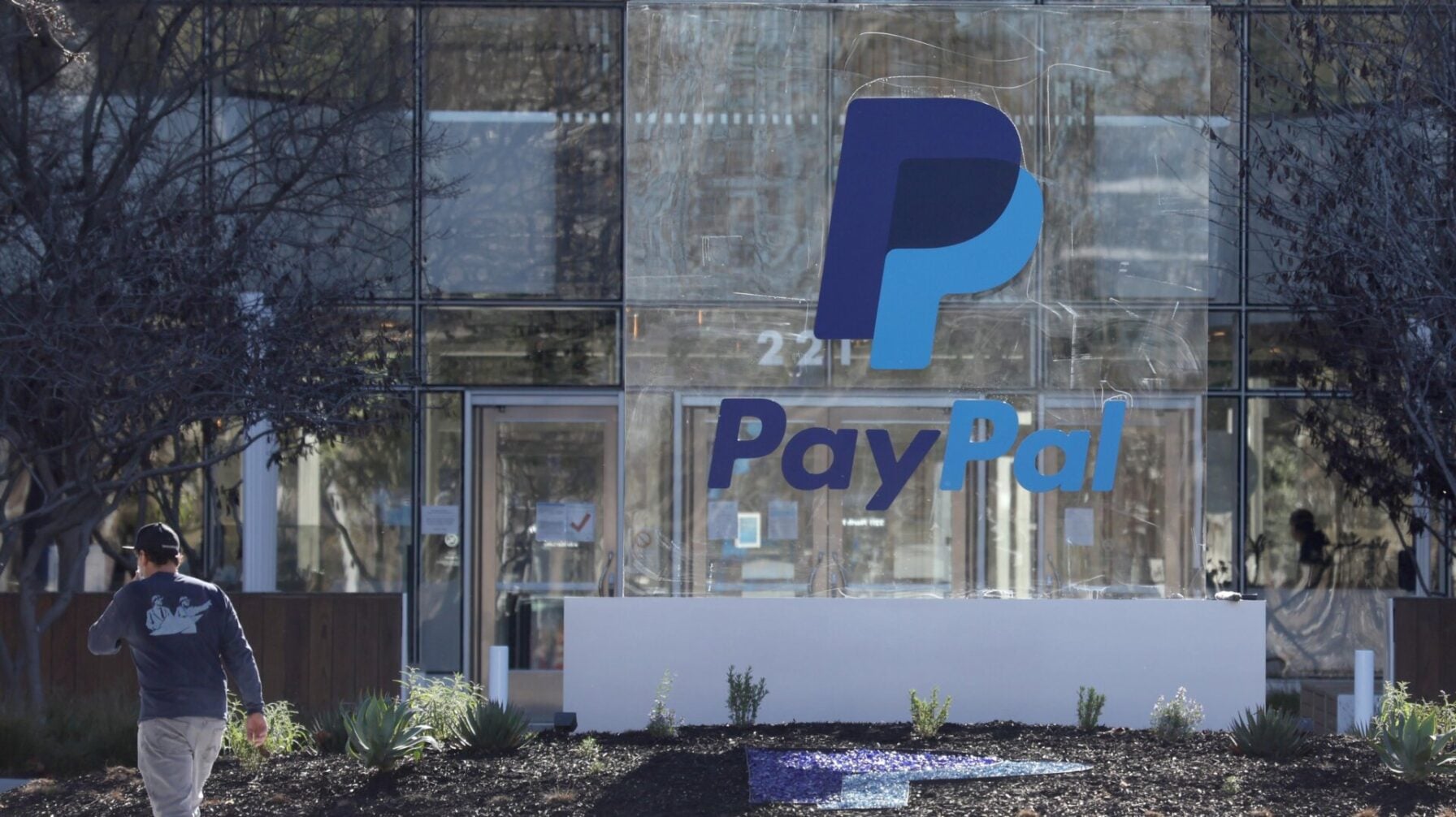 PayPal Says Statement That It Would Fine Users for 'Misinformation' Was ...