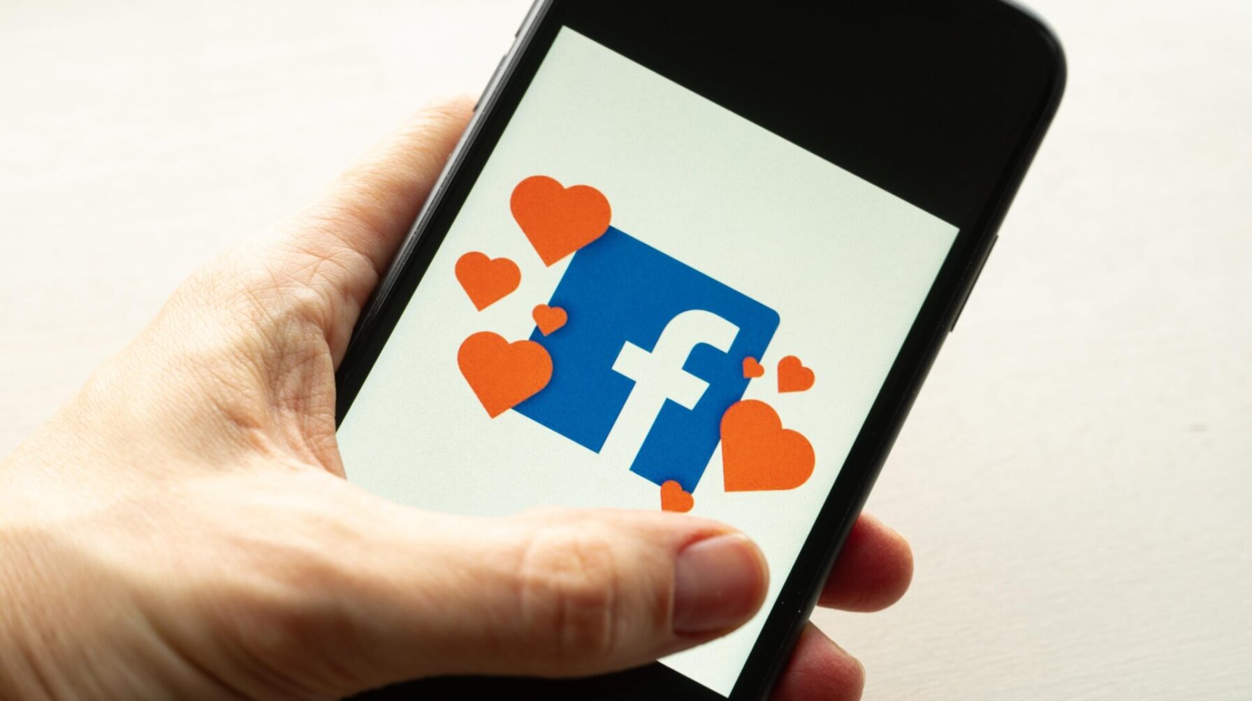 Facebook Will Use Age-Confirming AI to Check if You're Old Enough to Date