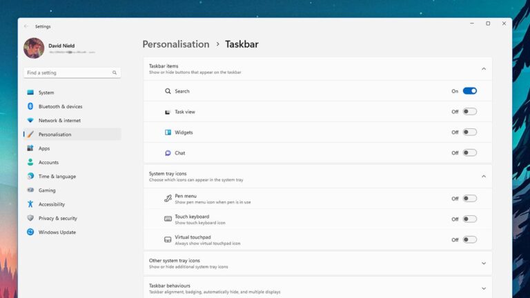 The Best Apps and Tools For Enhancing Your Windows Taskbar