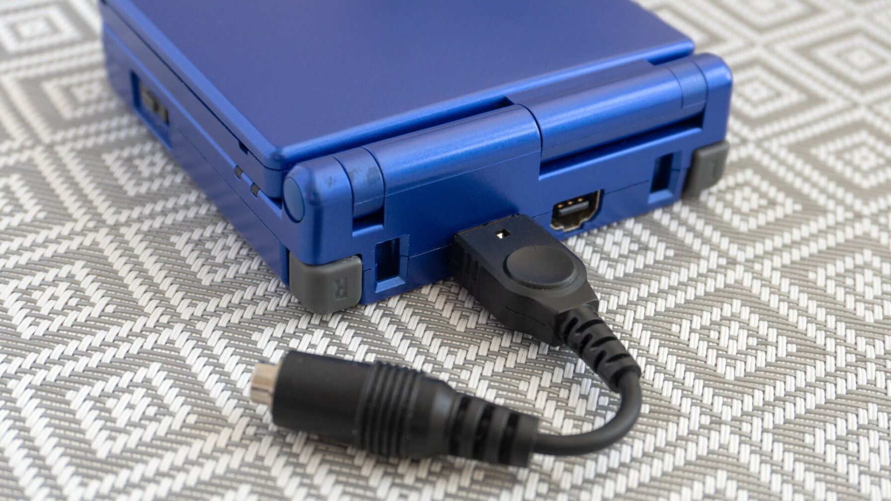 Happy 20th Birthday to My Valentine, the Game Boy Advance SP