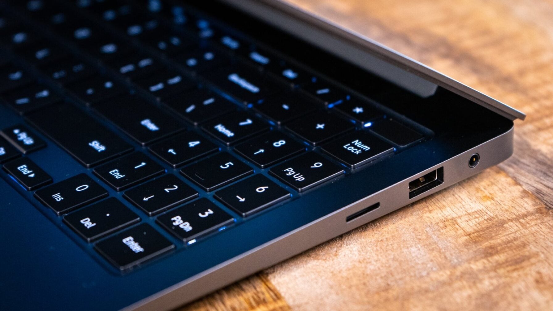 Samsung's Galaxy Book 3 Pro Laptops Are Yet More Samsung Windows Machines