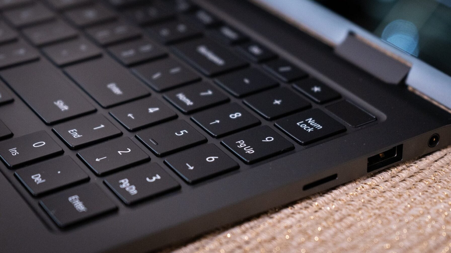 Samsung's Galaxy Book 3 Pro Laptops Are Yet More Samsung Windows Machines