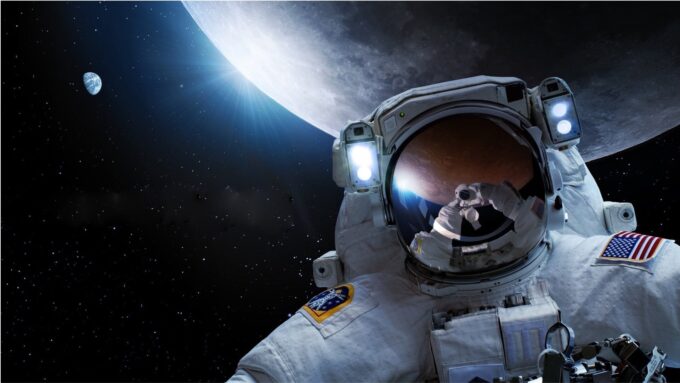 NASA's Latest Request for Cash Includes Big Plans for a Deorbiting ISS ...