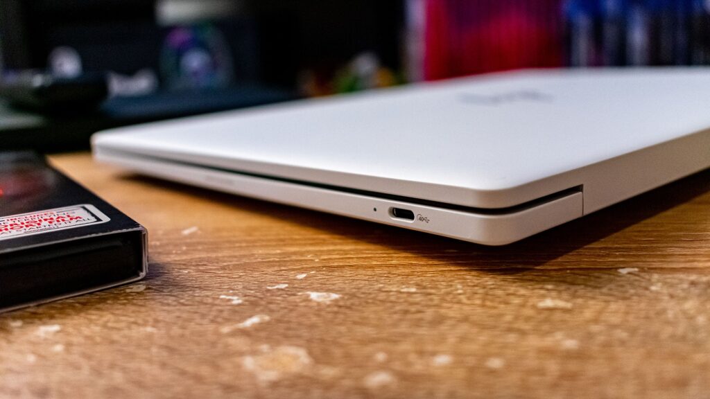The HP Dragonfly Pro is Great, if You Don't Get the Chromebook