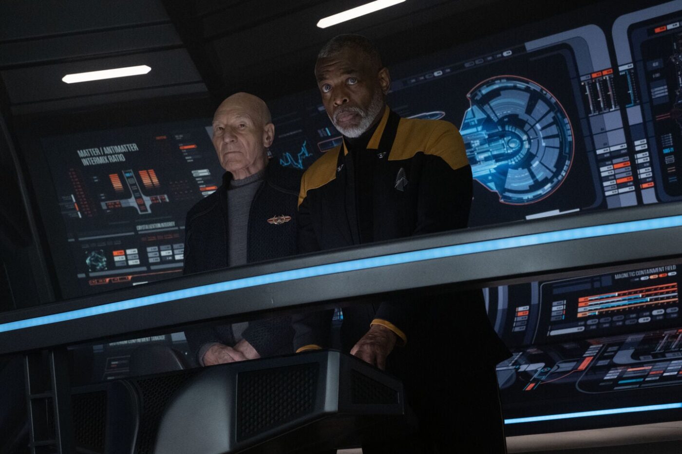 A Couple of Picard's Best Boys Are Back on the Bridge