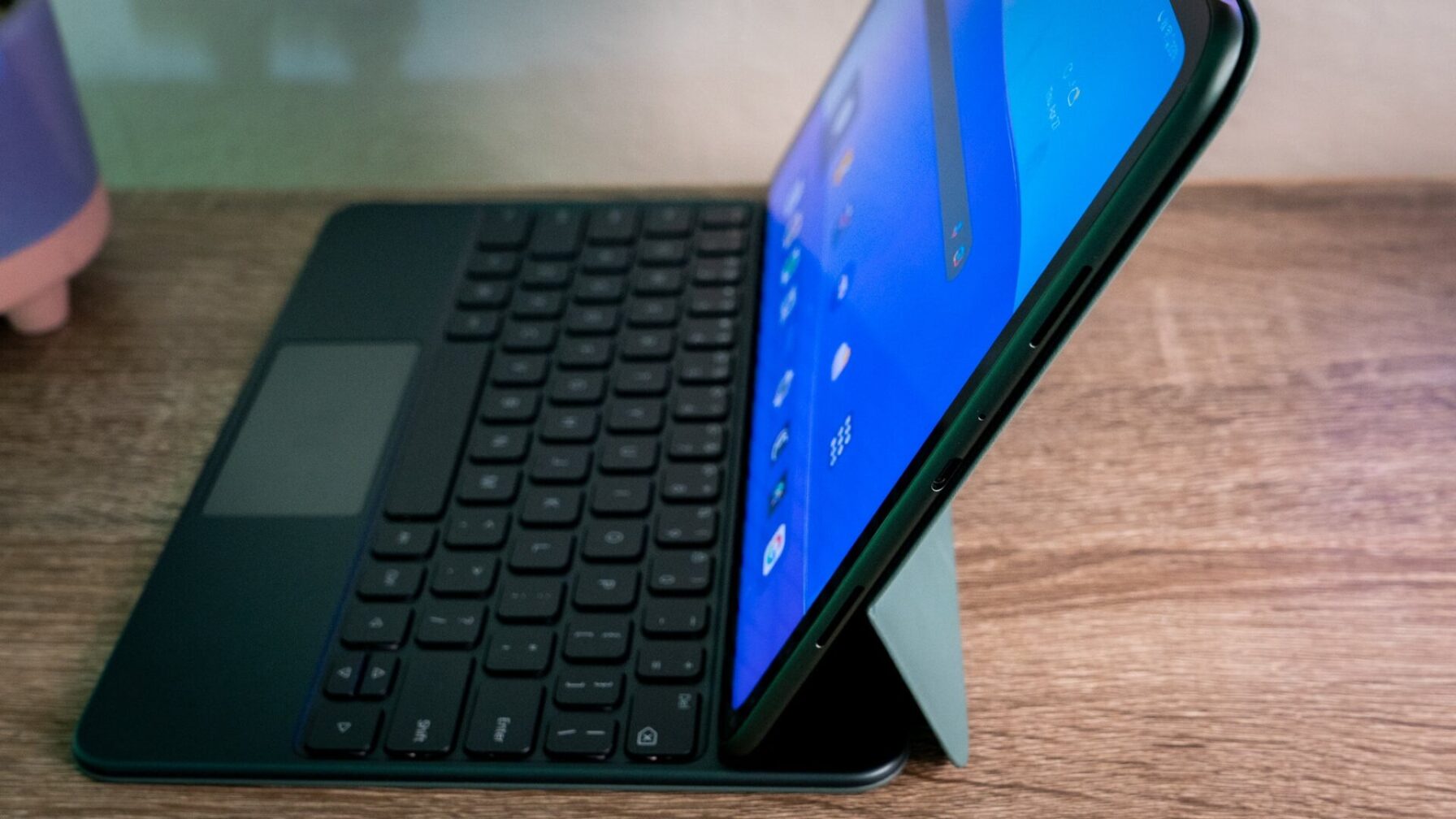 OnePlus Pad Is a Promising First Tablet That Won't Break the Bank
