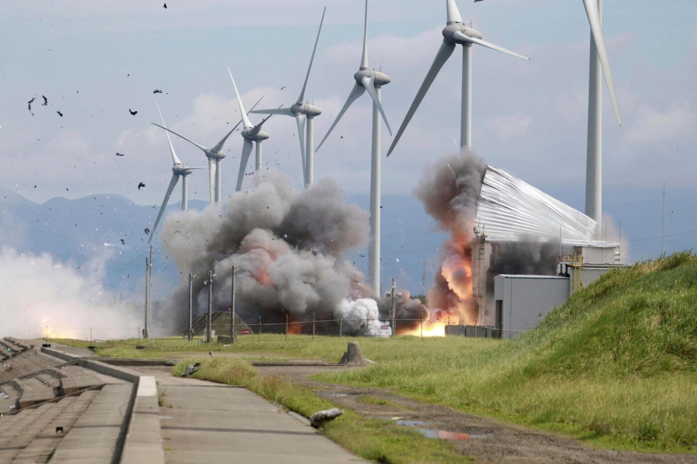 Spectacular Blast During Rocket Engine Test Marks Frustrating Setback ...