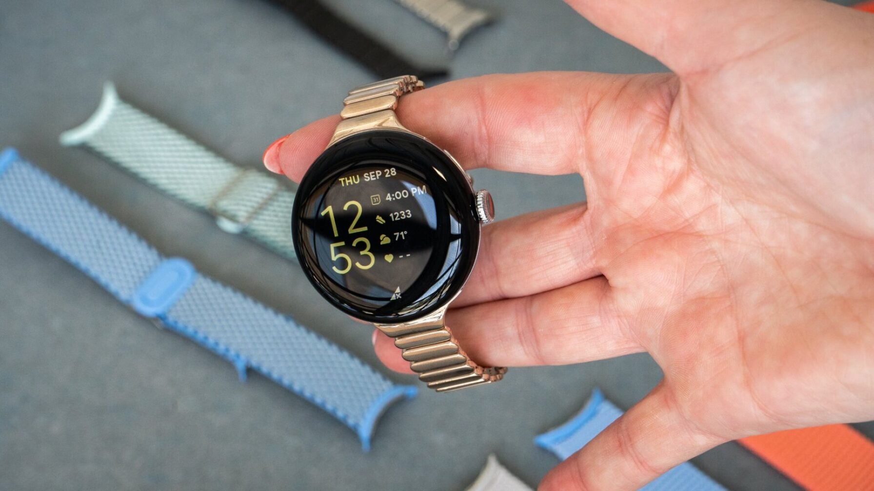 Hands-On With the Google Pixel 8, Pixel 8 Pro, and Pixel Watch 2
