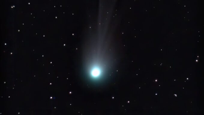‘Devil Comet’ Set to Align With Total Solar Eclipse for Unique April ...