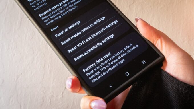 How to Factory Reset a Samsung Smartphone