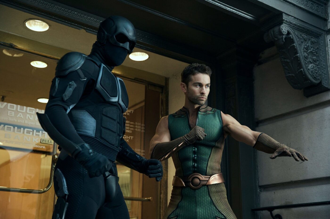 Captain America: Brave New World Set Pictures Tease a Familiar Uniform ...
