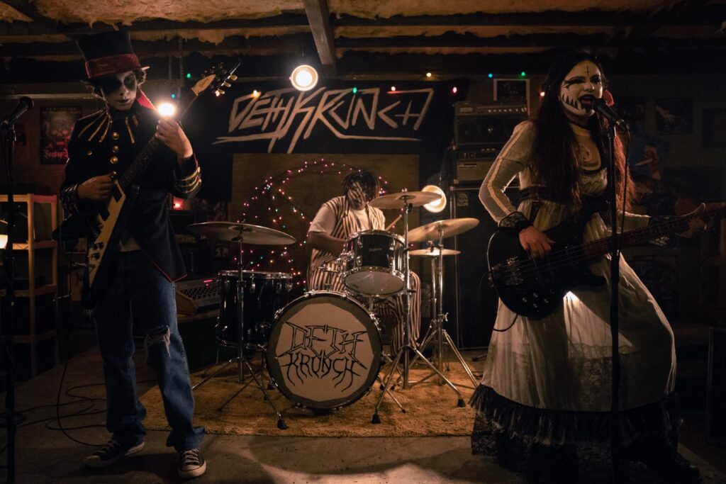 Hysteria! Interview: Peacock's Satanic Panic Pop-Horror Series