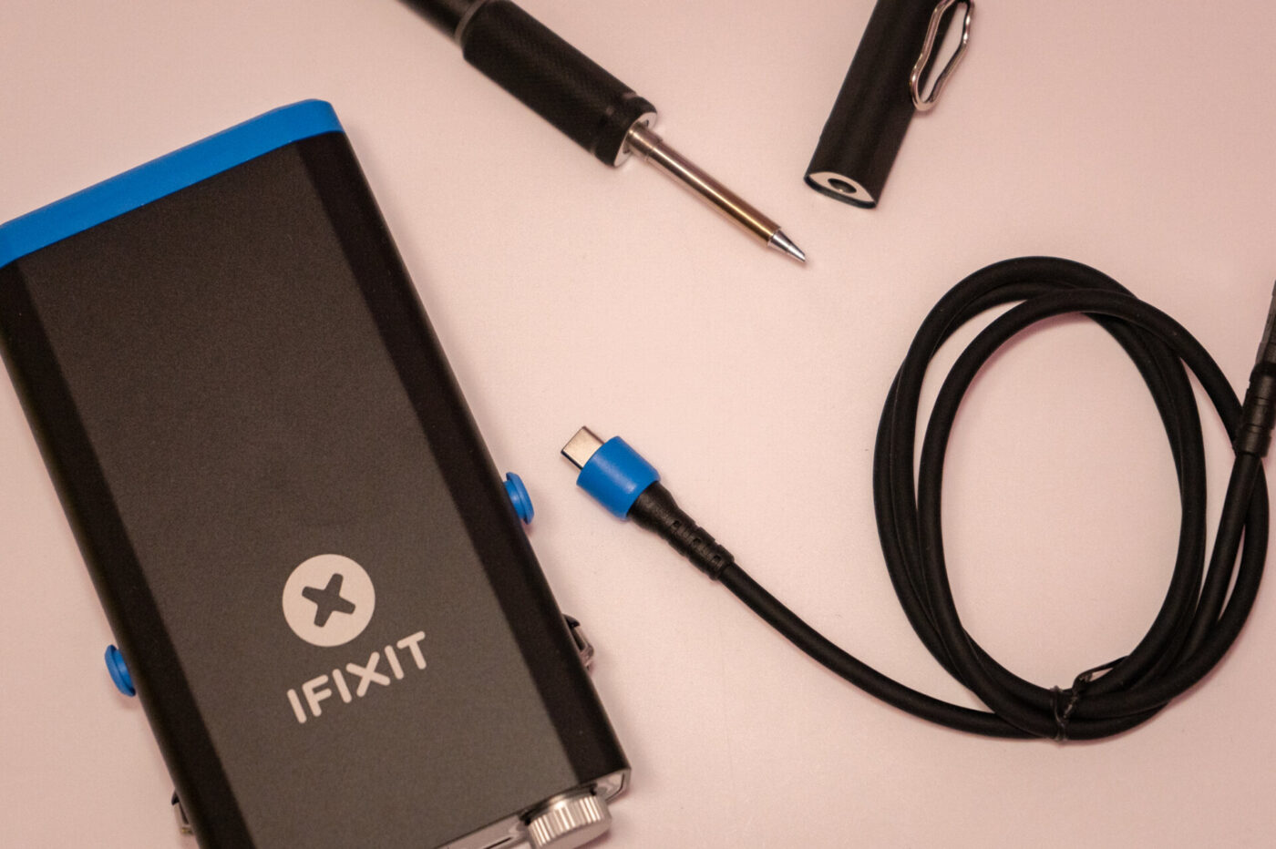 iFixit Made an AI Assistant to Help You Fix Your Gadgets (and It's Free ...