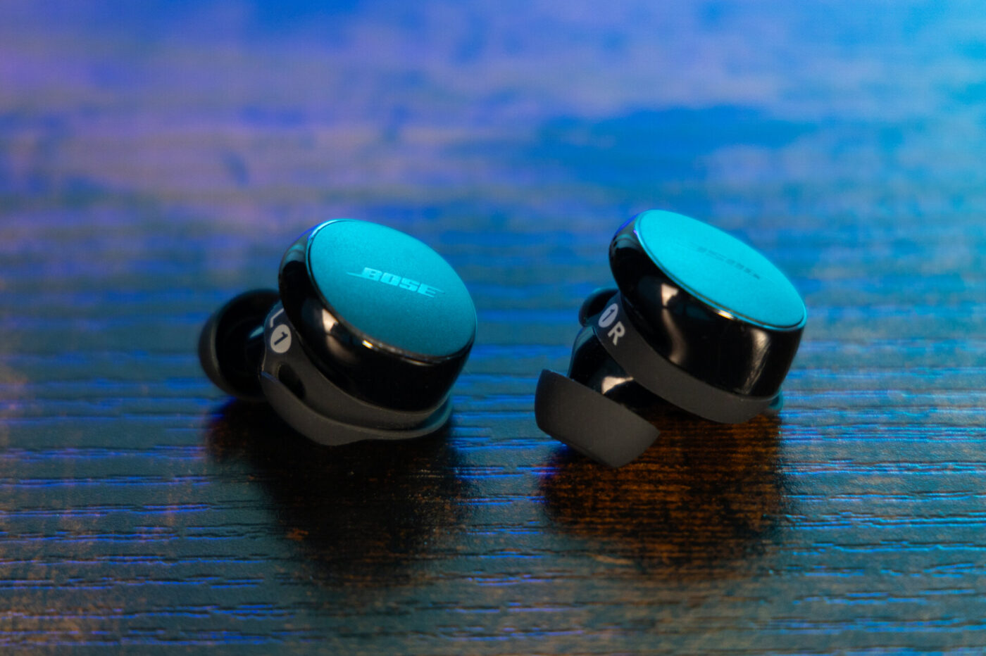Bose QuietComfort Buds Review: Excellent Sound Behind a Bulky Build