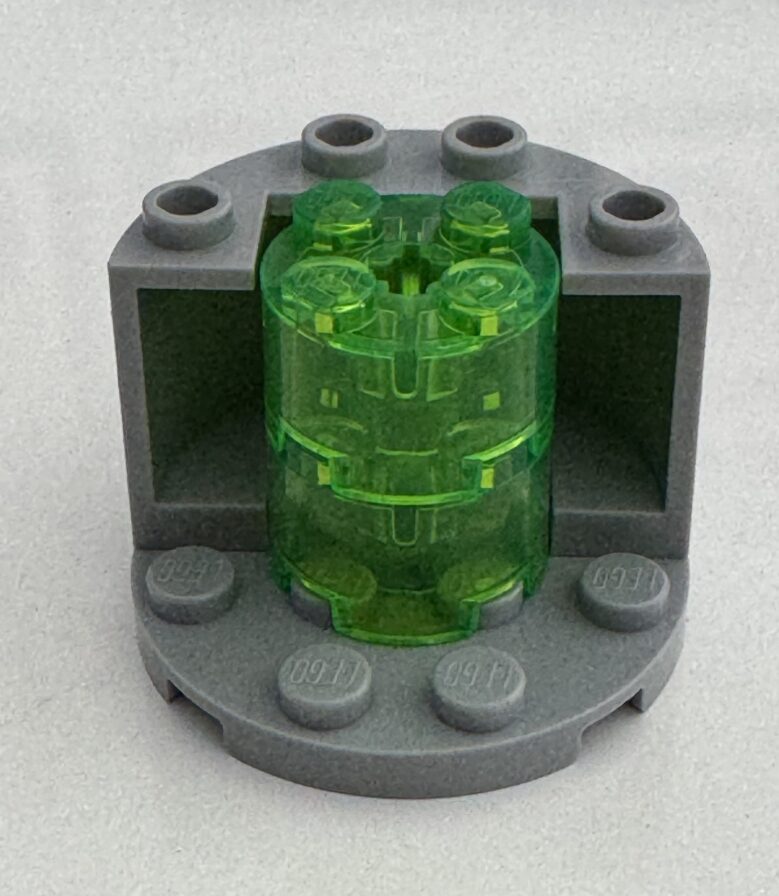 This Star Wars Lego Lightsaber Has a Kyber Crystal and I Love It