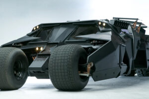 I Am Absolutely Obsessed With Absolute Batman's Bat-Logo-Axe