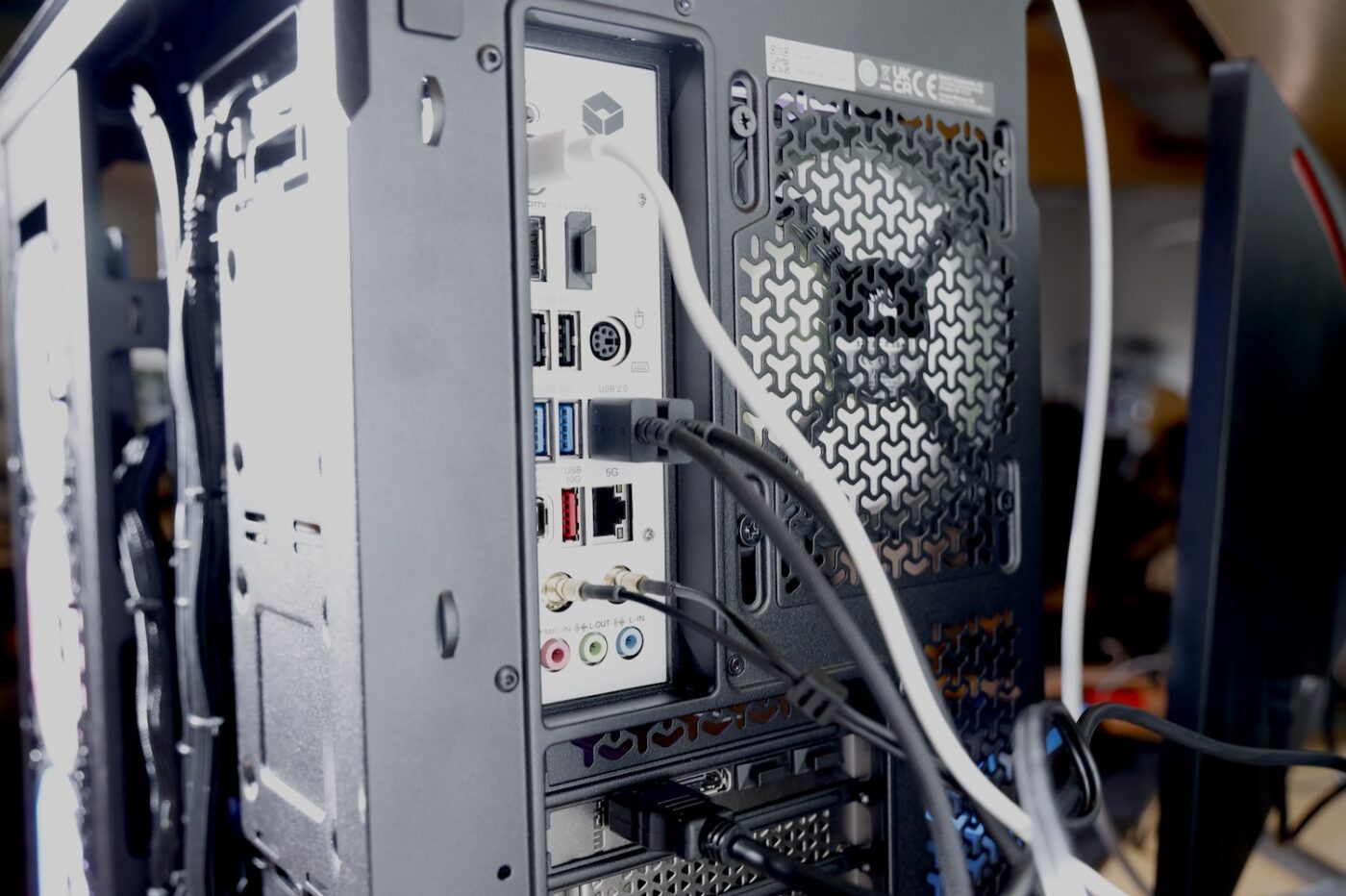 Origin PC Neuron 3500X Review: A Fish Tank of Light