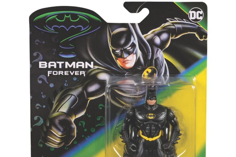 I Am Absolutely Obsessed With Absolute Batman's Bat-Logo-Axe
