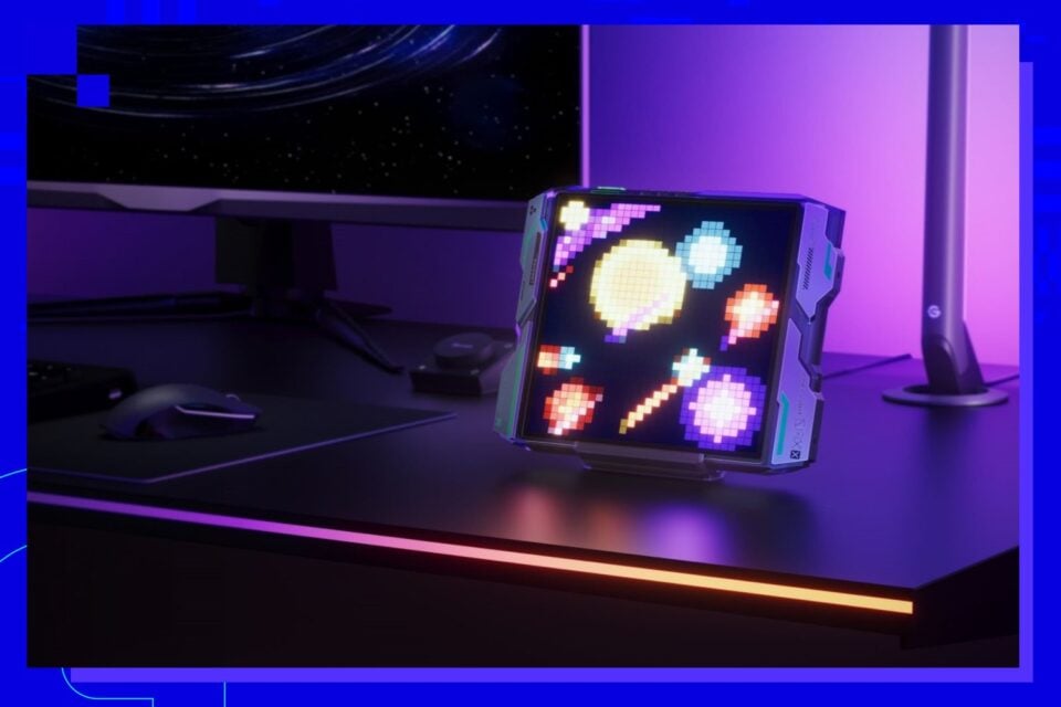 Add a Little Nostalgia to Your Desk With These Customizable Pixel Art ...